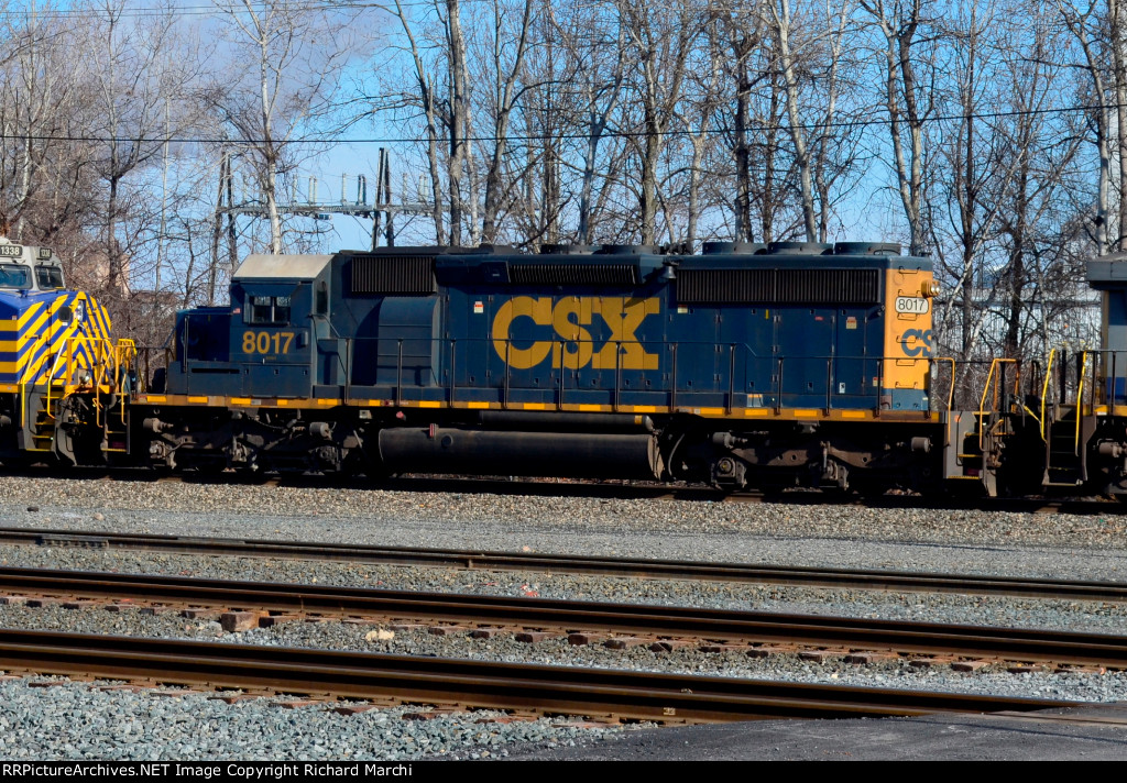 CSX 8017